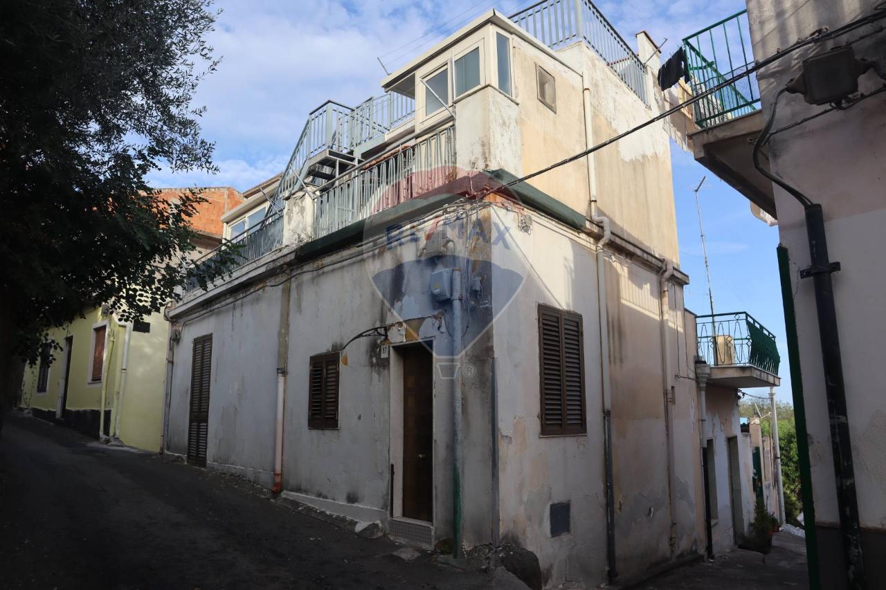 Casa indipendente in vendita a Acireale