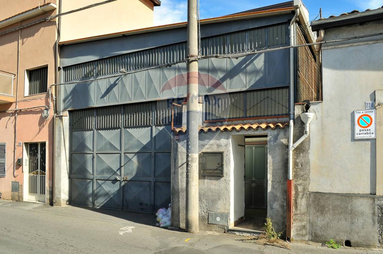Capannone in vendita a Catania