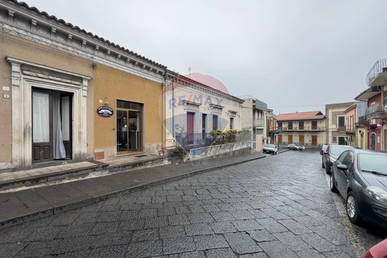Casa indipendente in vendita a Santa Venerina