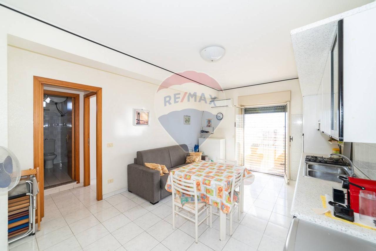 Appartamento in vendita a Santa Teresa Di Riva