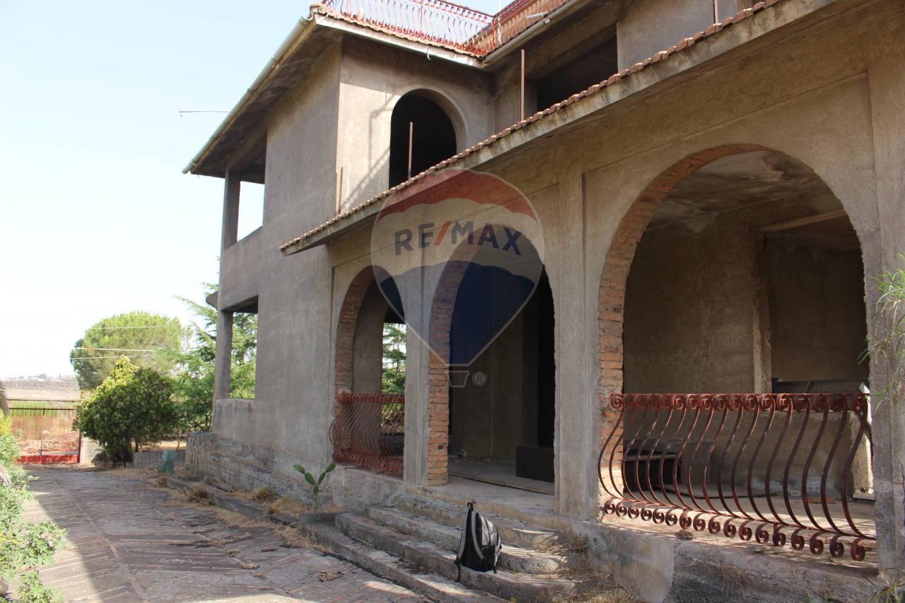 Villa in vendita a Belpasso