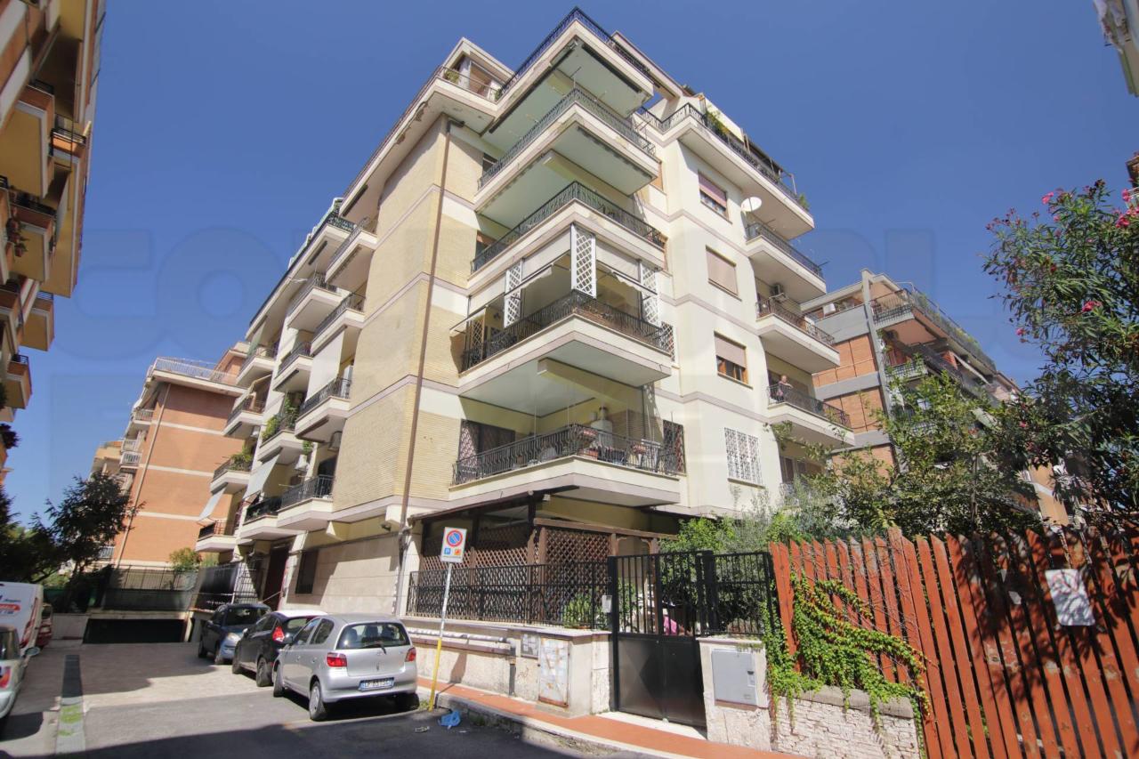 Appartamento in vendita a Roma
