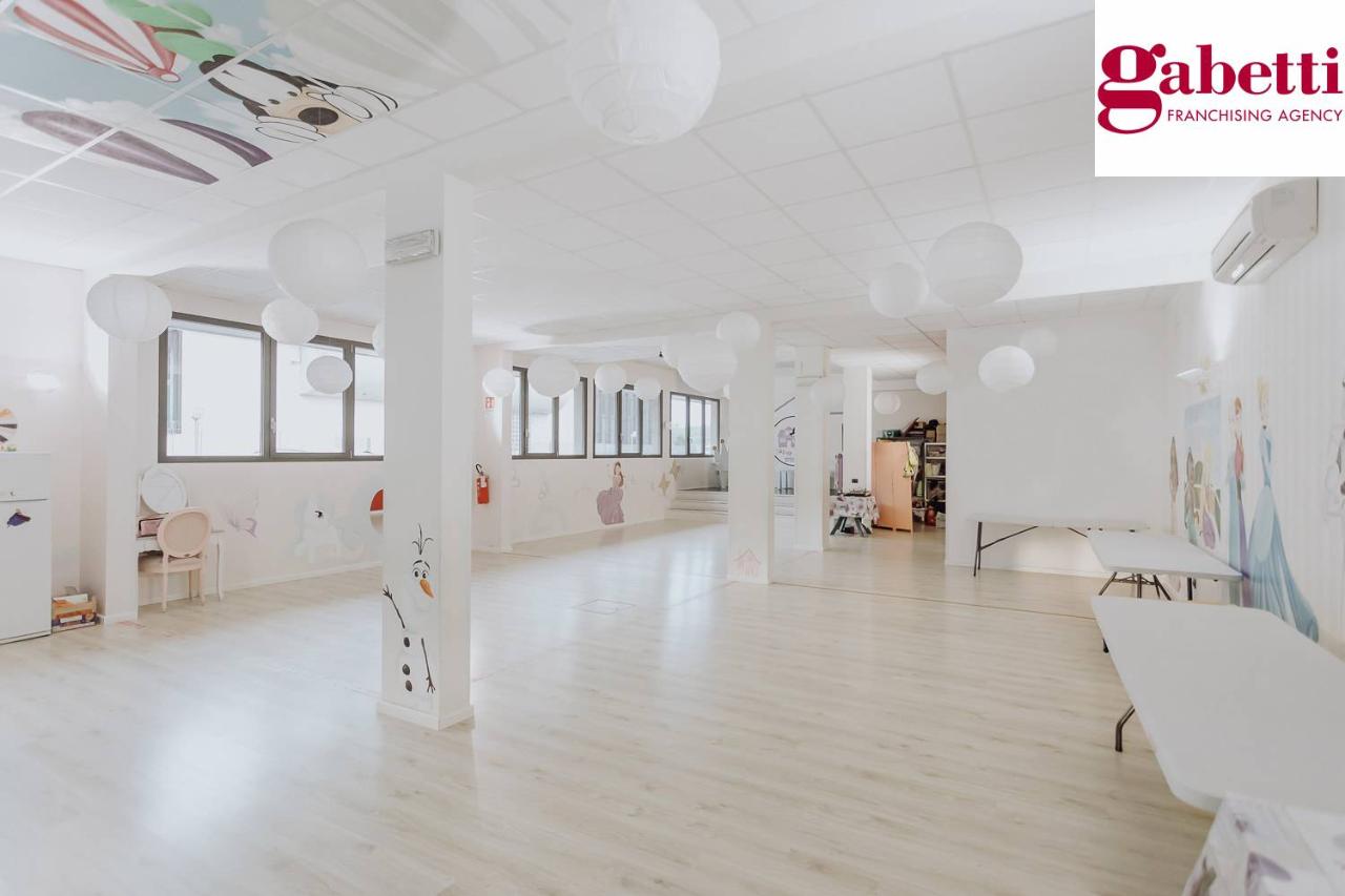 Negozio in vendita a Osnago