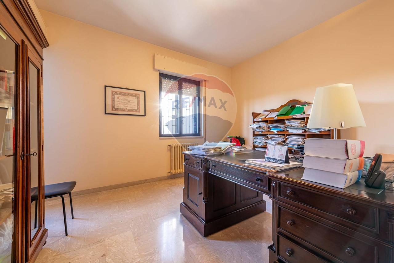 Ufficio in affitto a Modugno