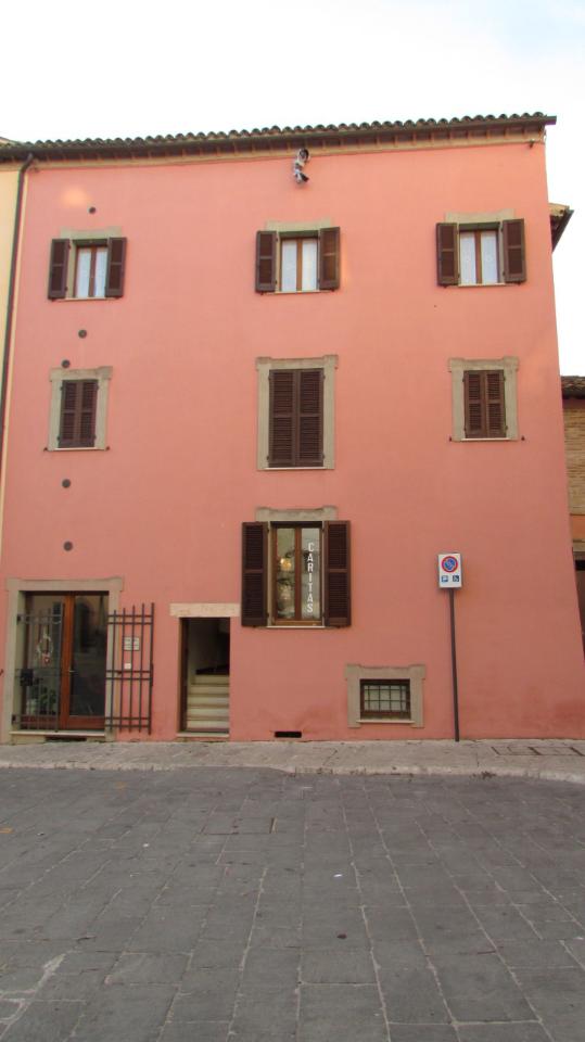 Casa indipendente in vendita a Massa Martana