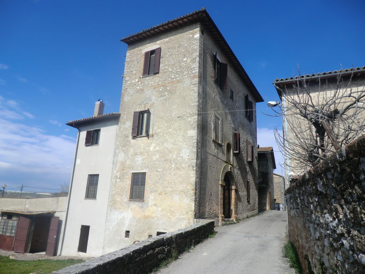 Rustico in vendita a Massa Martana