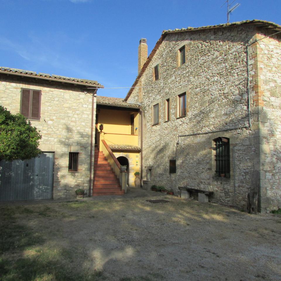 Rustico in vendita a Todi