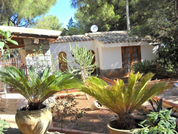 Villa bifamiliare in vendita a San Vito Lo Capo