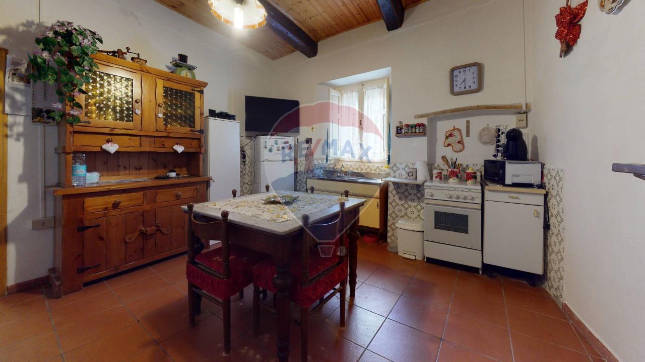 Casa indipendente in vendita a Fabbriche di Vergemoli
