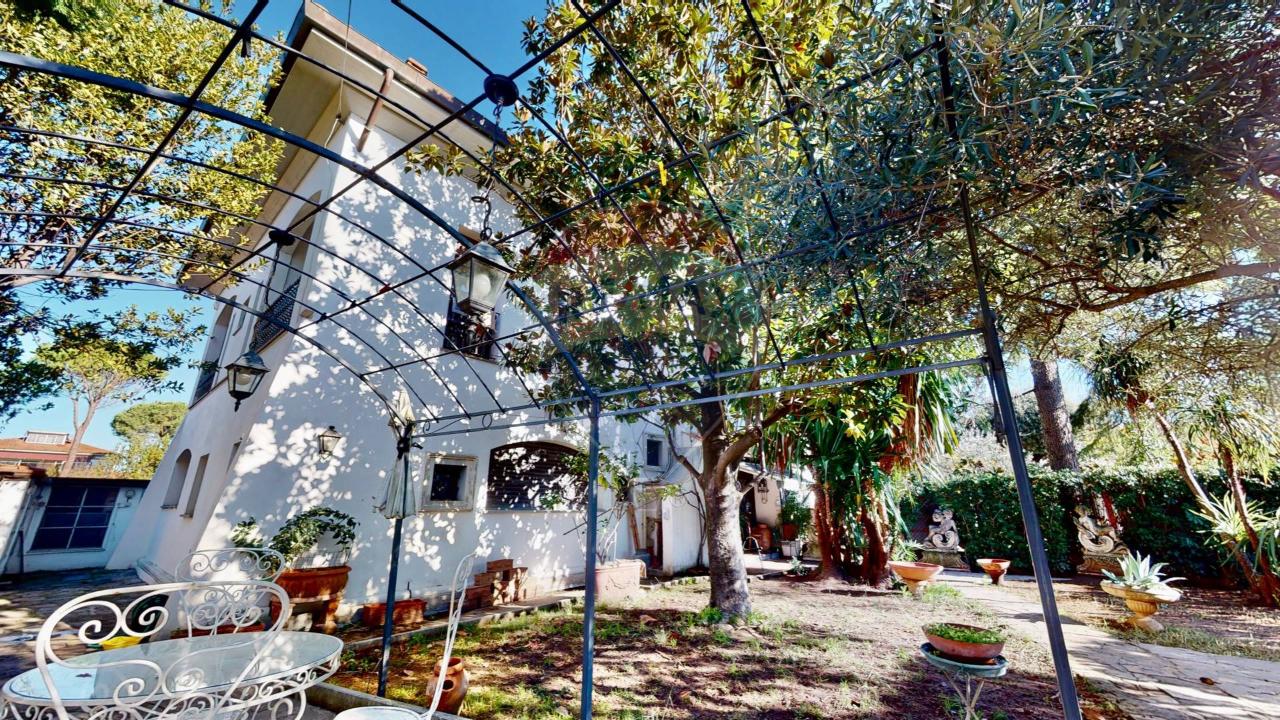 Villa in vendita a Pisa