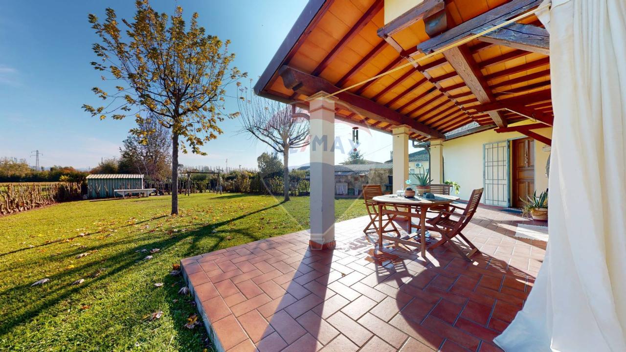 Villa in vendita a Camaiore