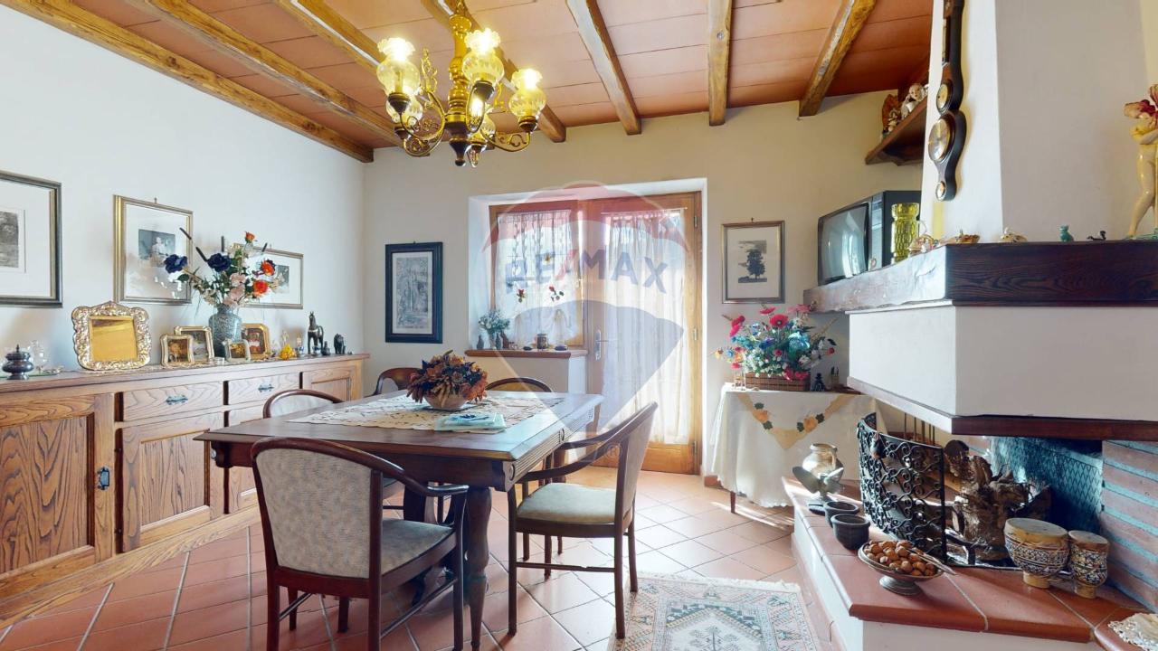 Casa indipendente in vendita a Sillano Giuncugnano