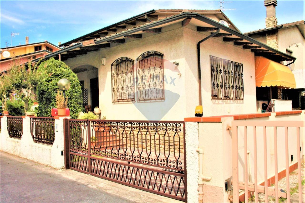 Villa in vendita a Viareggio
