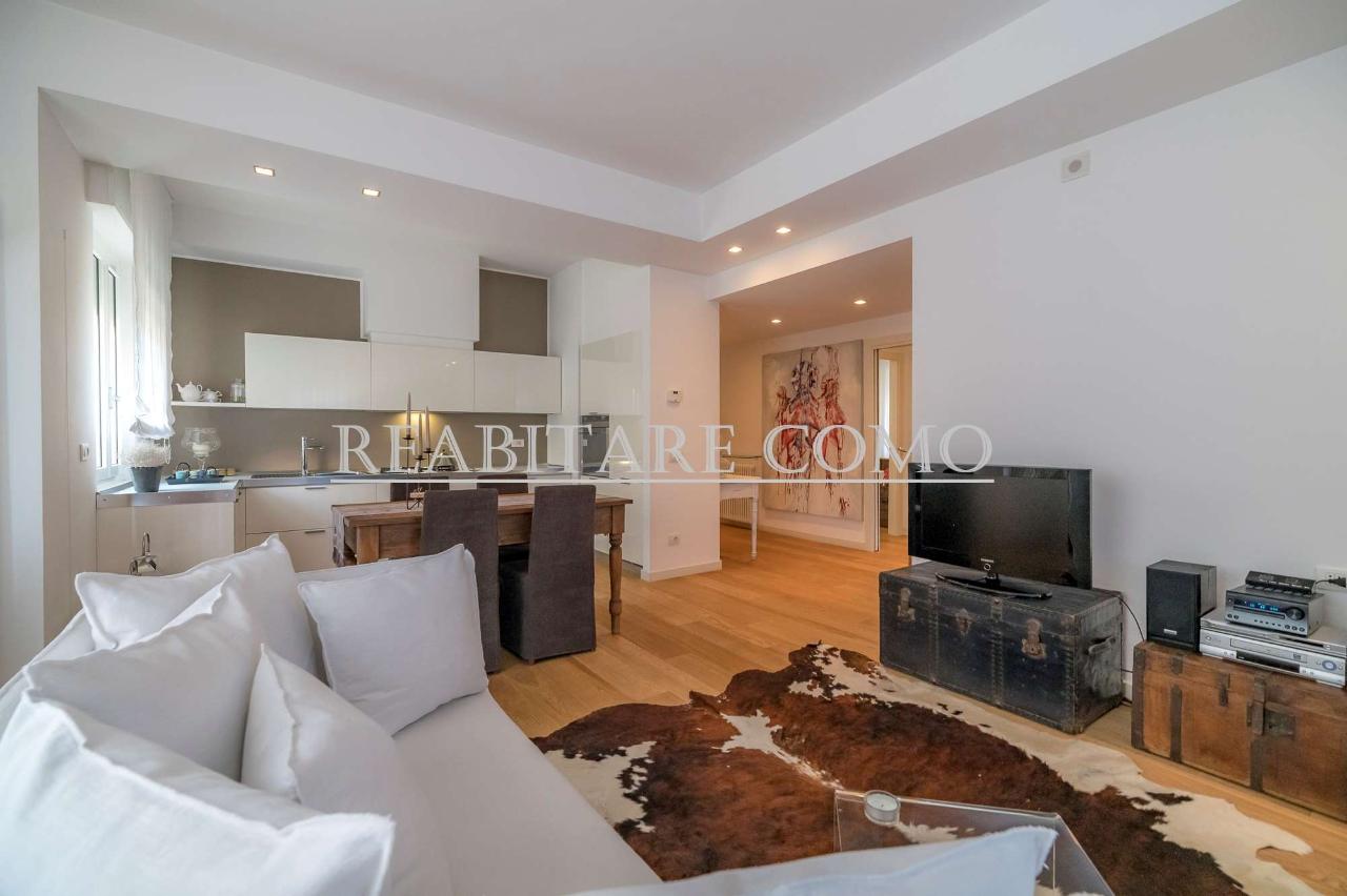 Appartamento in vendita a Lipomo