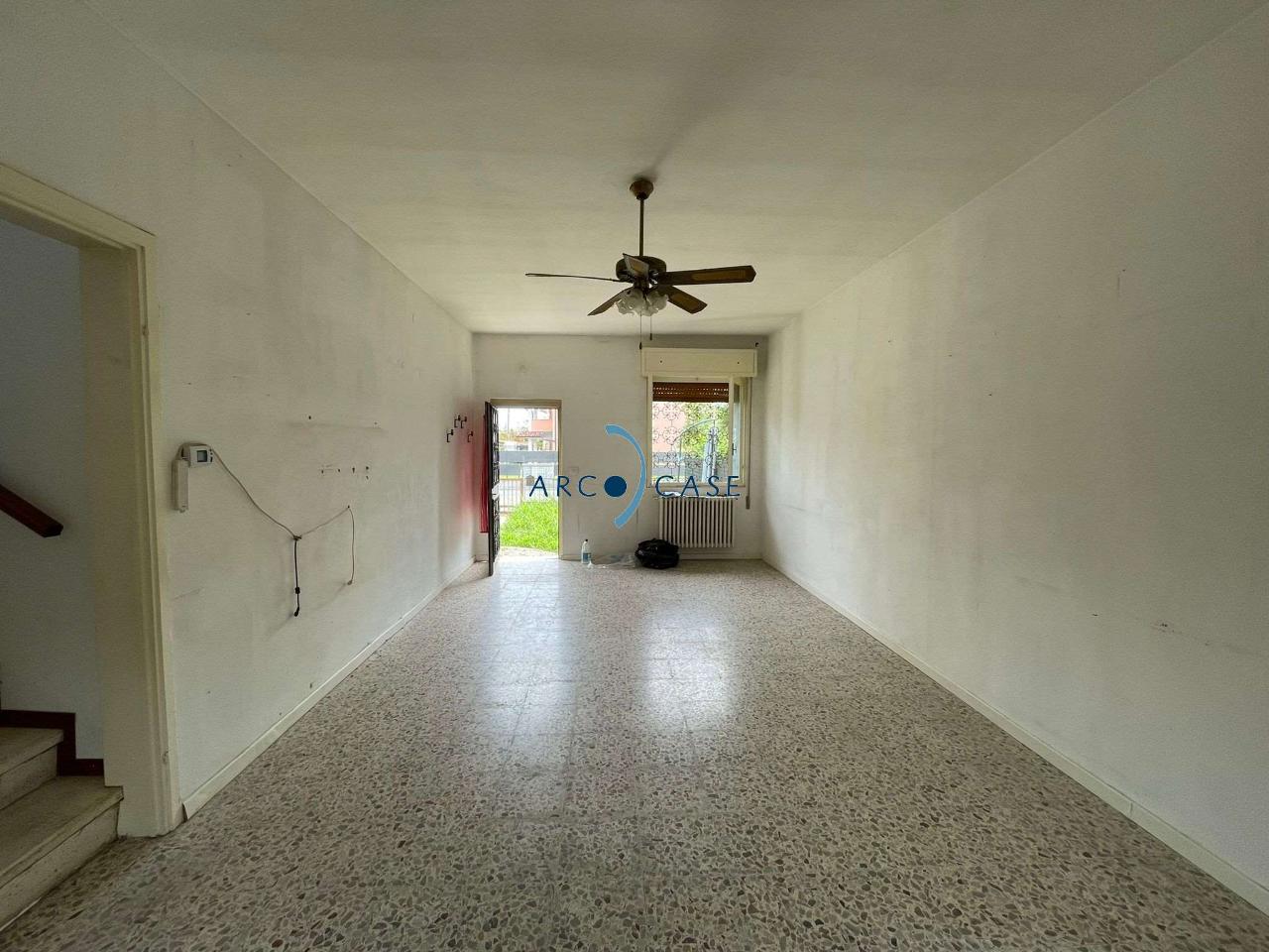 Villa unifamiliare in vendita a Camisano