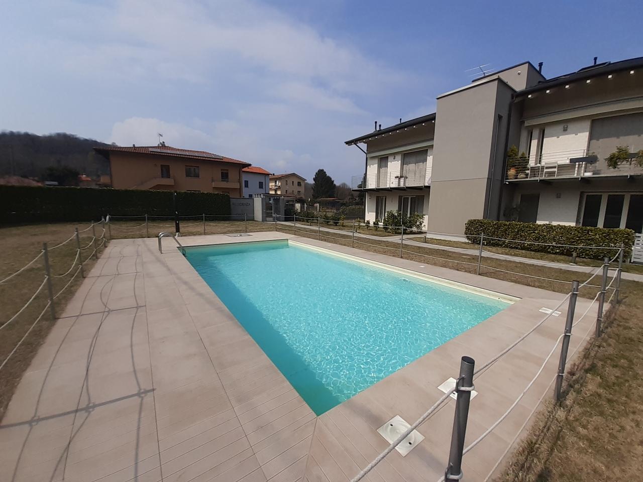 Appartamento in vendita a Leggiuno