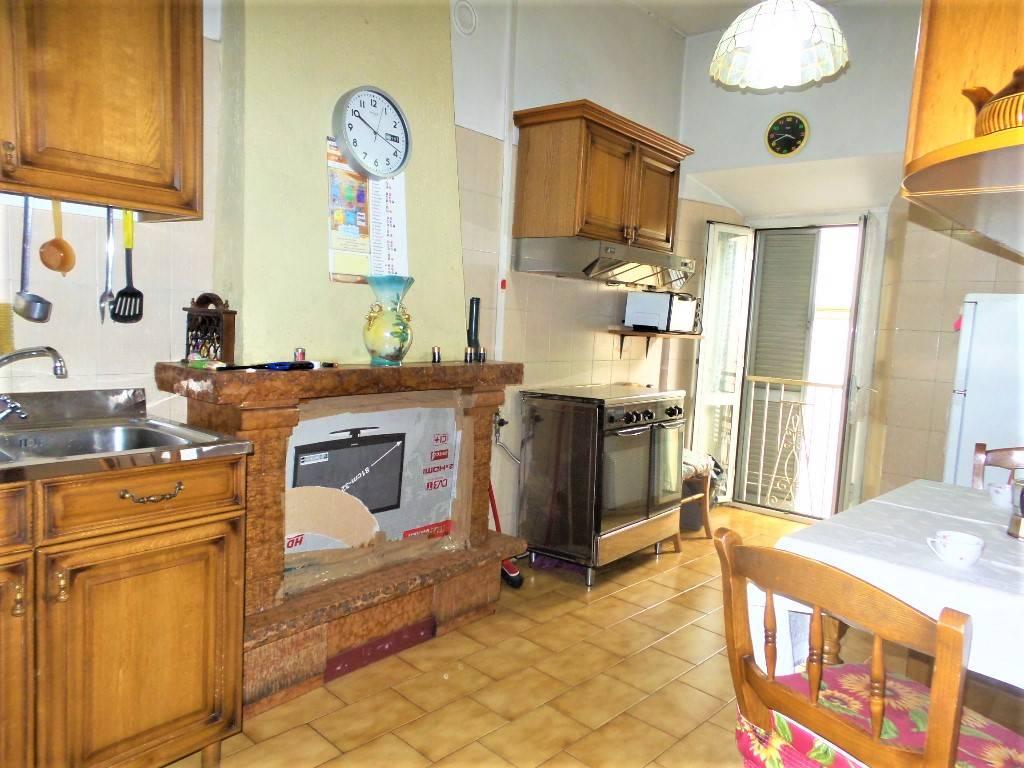 Appartamento in vendita a Caprarola