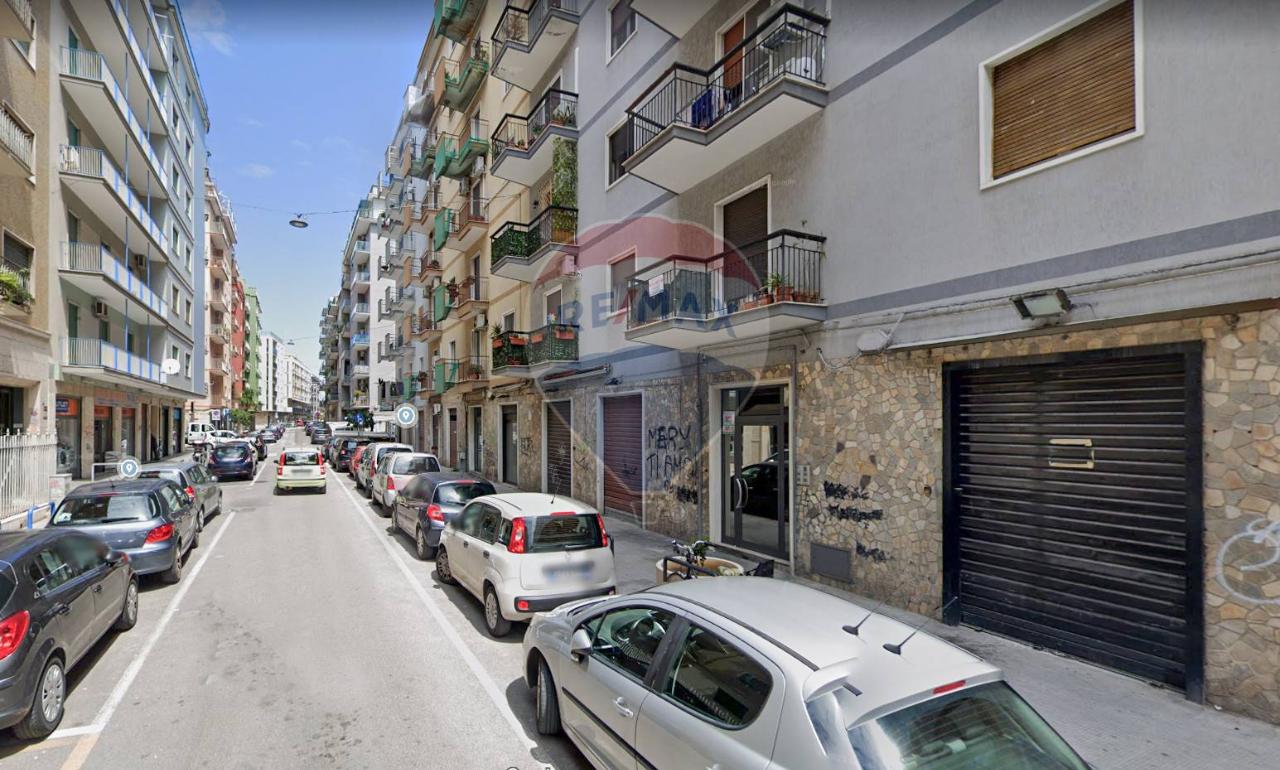 Negozio in vendita a Bari