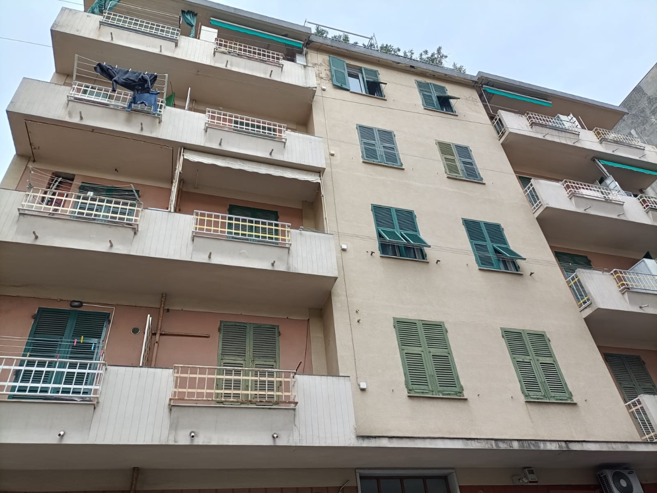 Appartamento in vendita a Genova