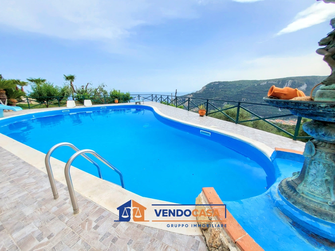 Villa in vendita a Finale Ligure