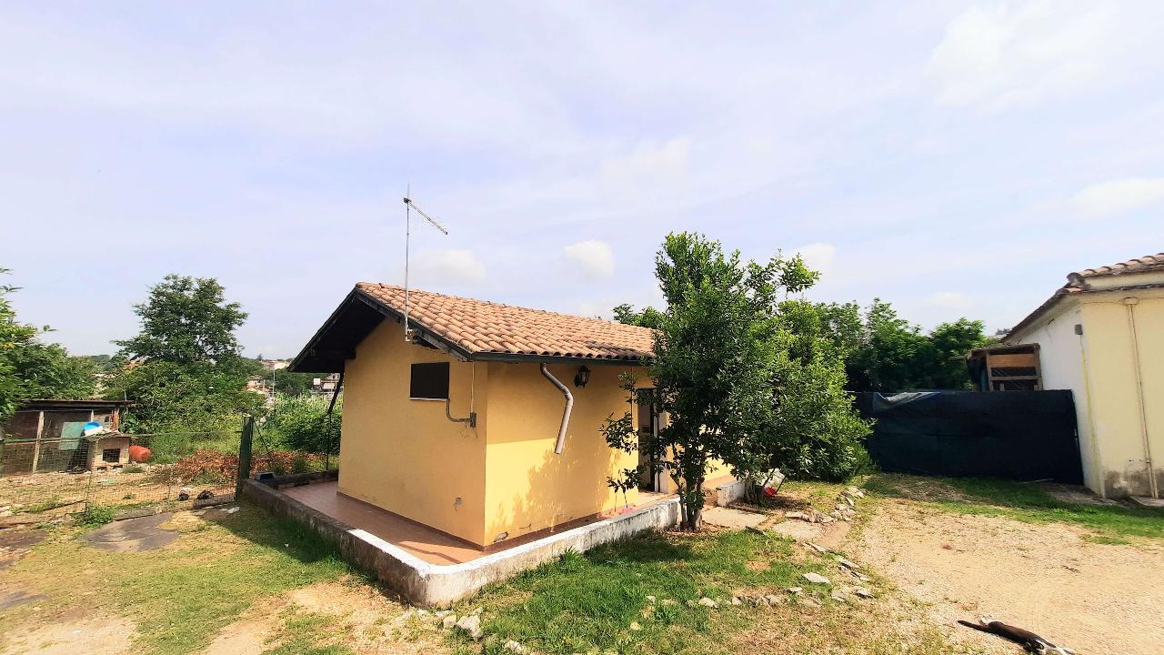 Casa indipendente in affitto a Alatri