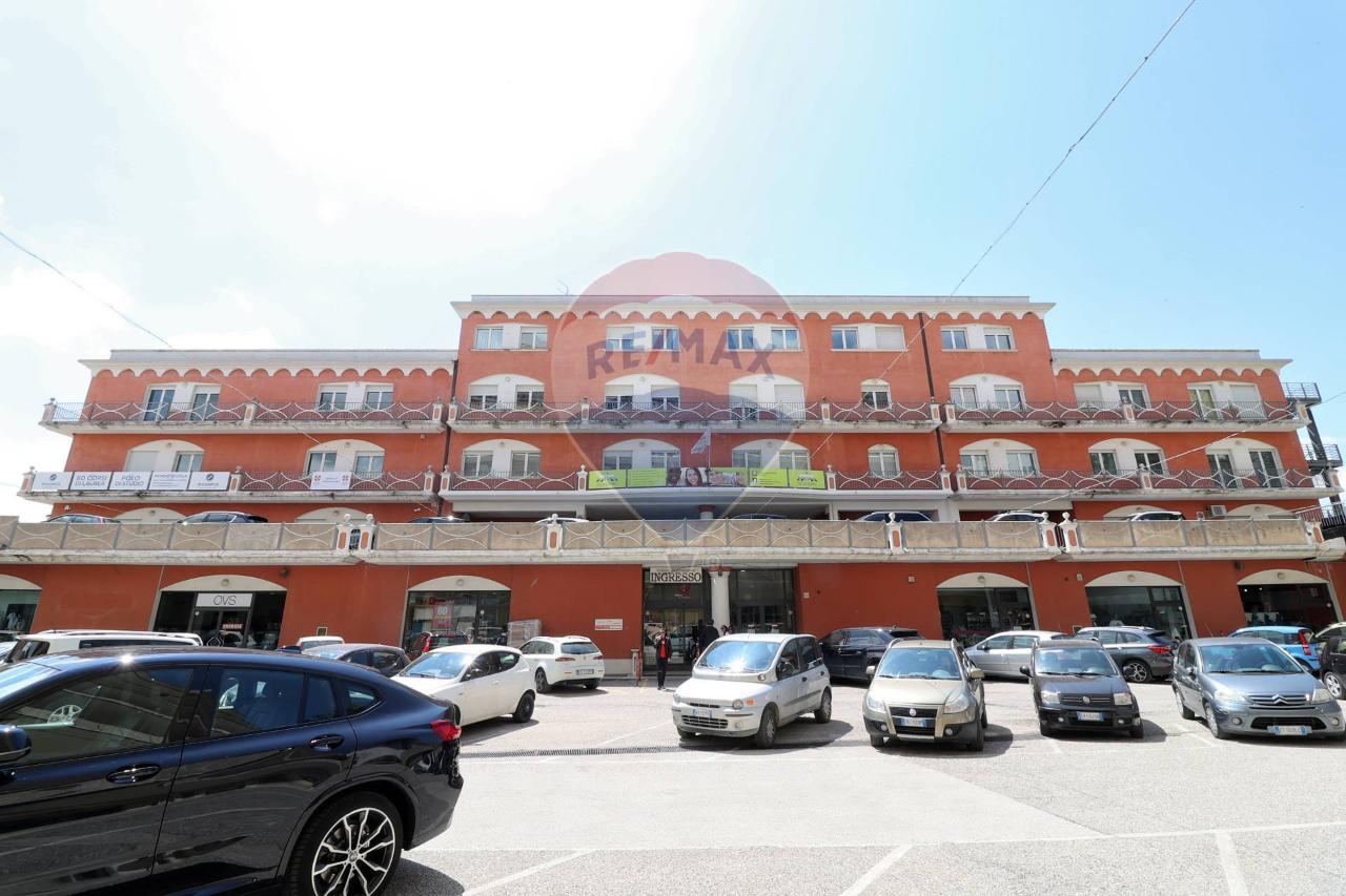 Ufficio in vendita a Ariano Irpino