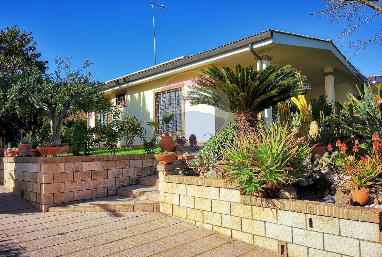 Villa in vendita a Pomezia