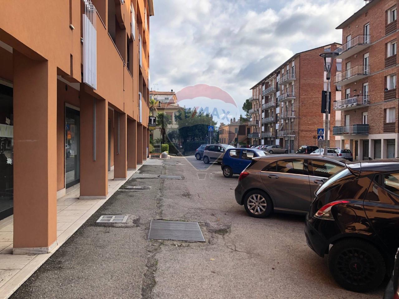 Negozio in vendita a Perugia
