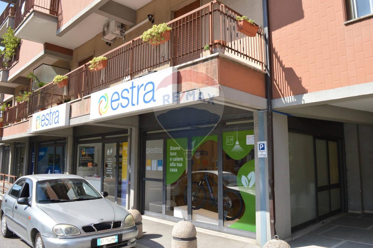 Negozio in affitto a Perugia