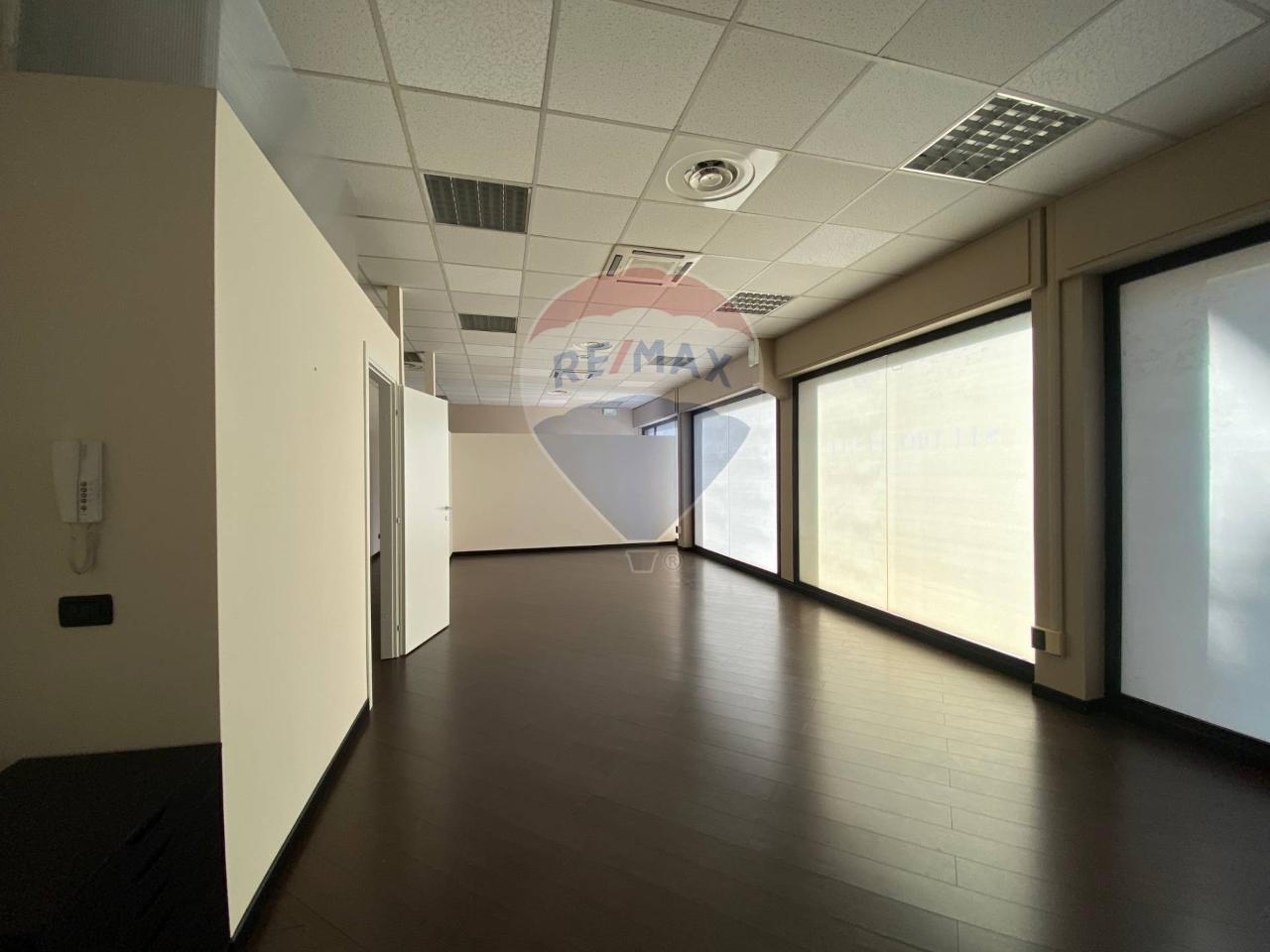 Negozio in vendita a Brescia