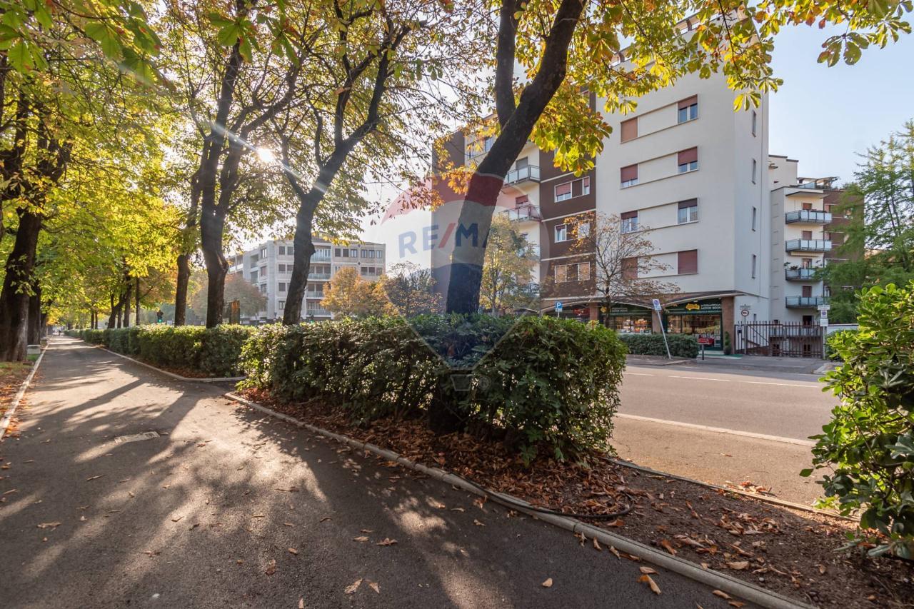 Negozio in vendita a Brescia