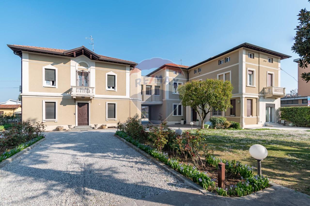 Appartamento in vendita a San Zeno Naviglio