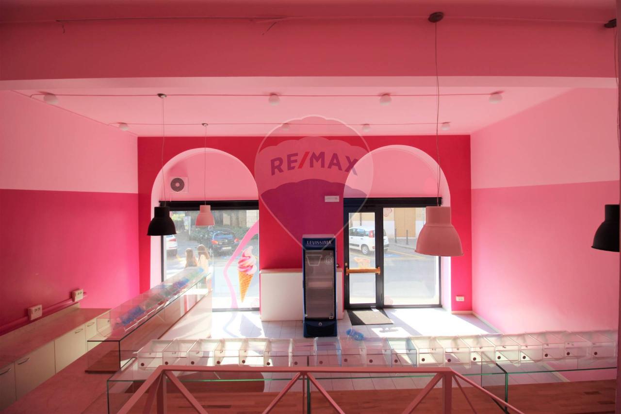 Negozio in affitto a Brescia