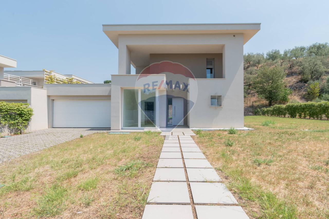Villa in vendita a Iseo