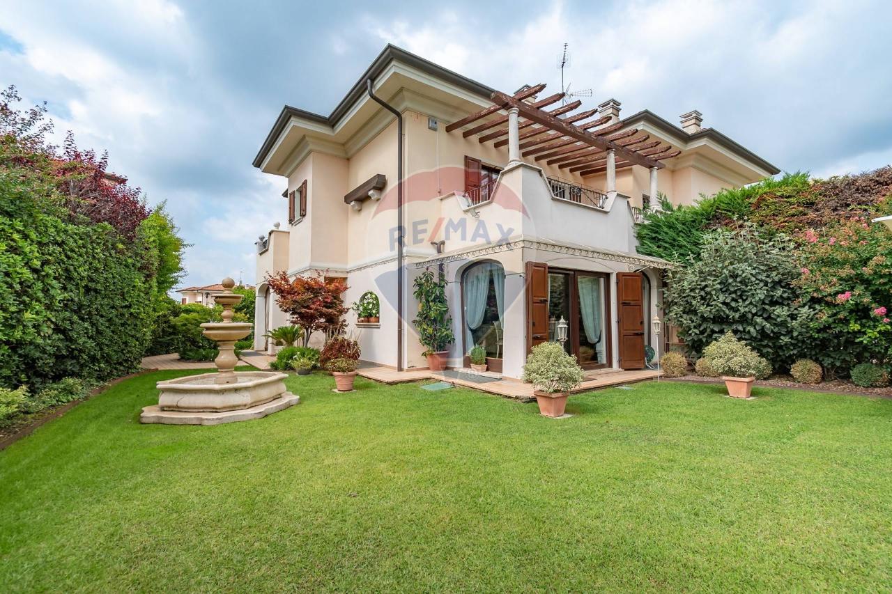 Villa in vendita a Mazzano