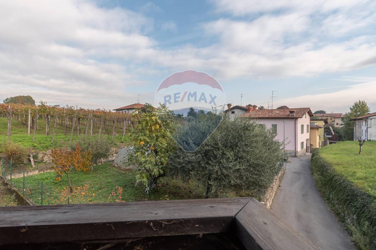 Casa indipendente in vendita a Castelli Calepio