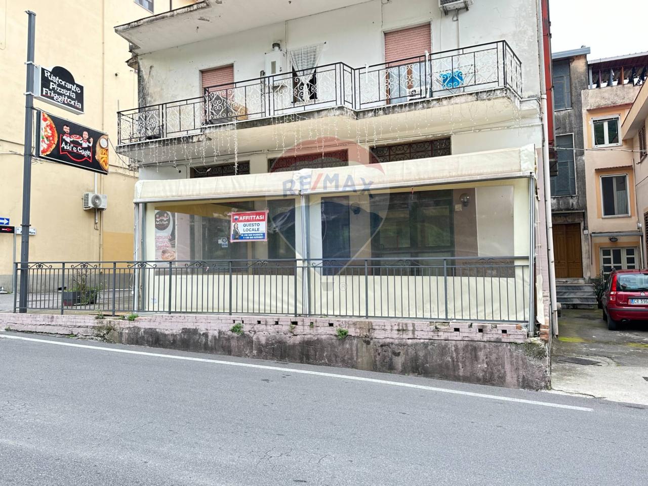 Negozio in affitto a Corbara