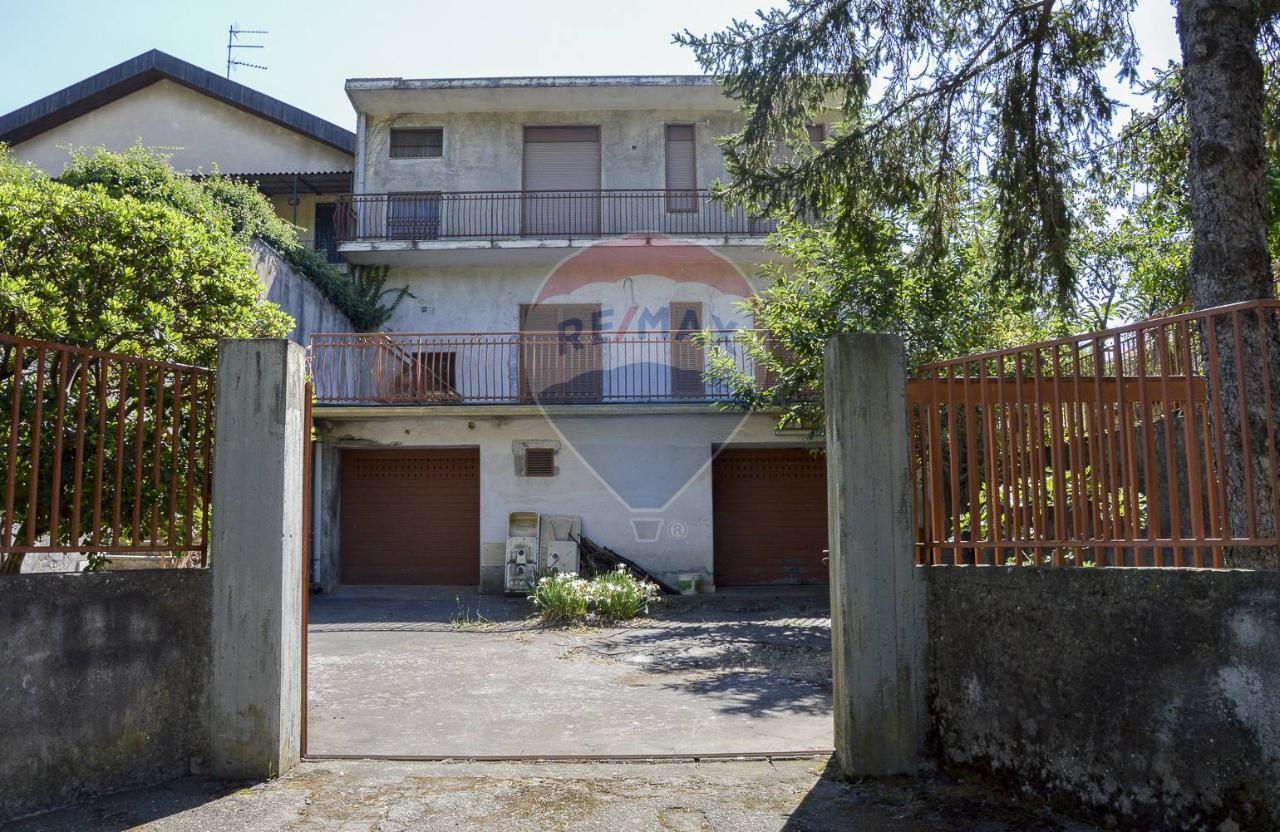 Appartamento in vendita a Zafferana Etnea