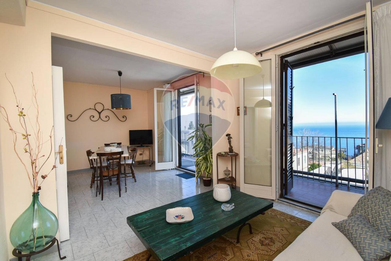 Appartamento in vendita a Acireale