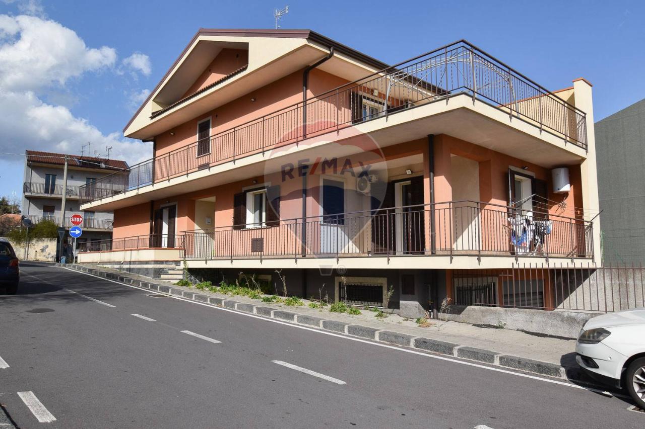 Villa in vendita a Aci Sant'Antonio