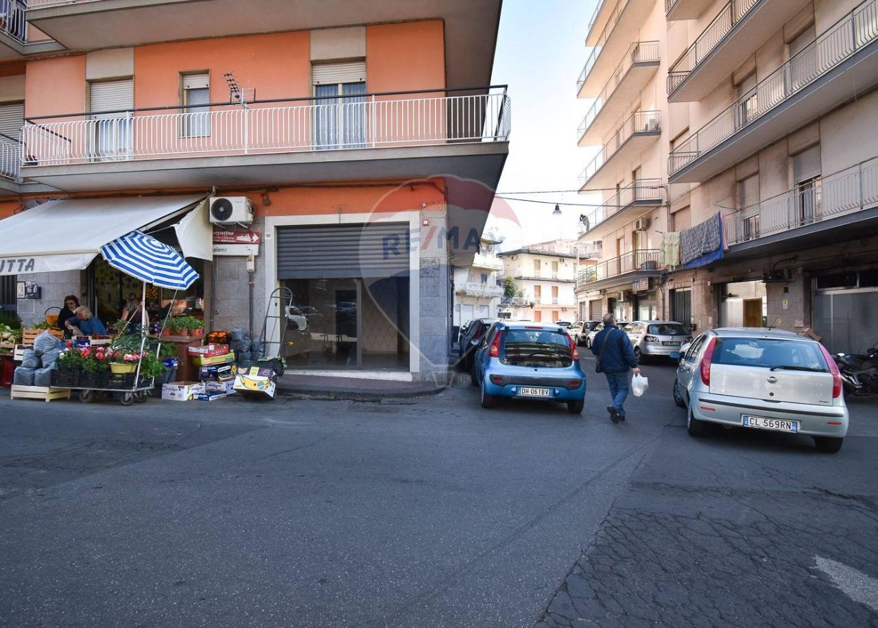 Negozio in affitto a Acireale