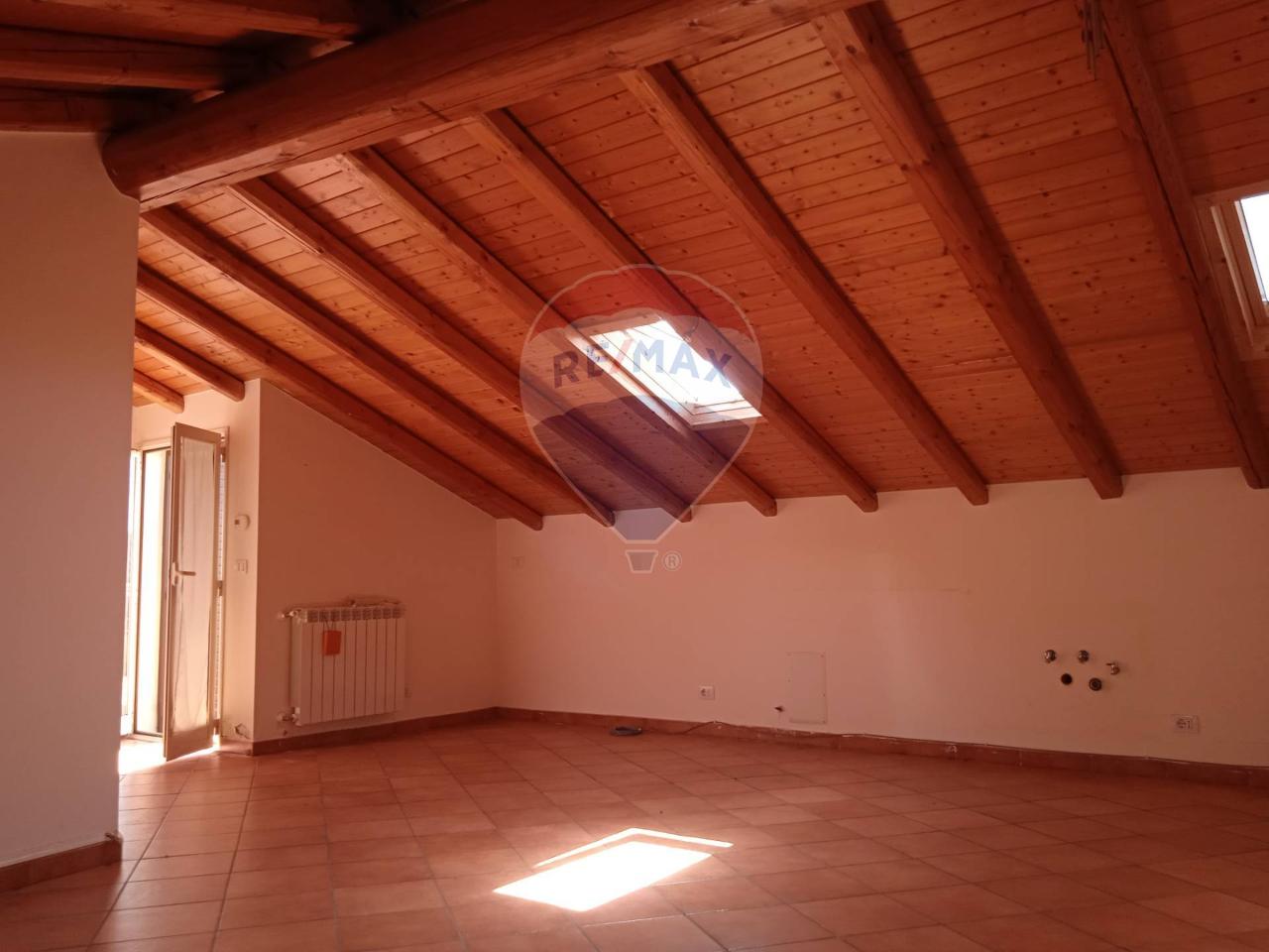 Attico in vendita a Aci Catena