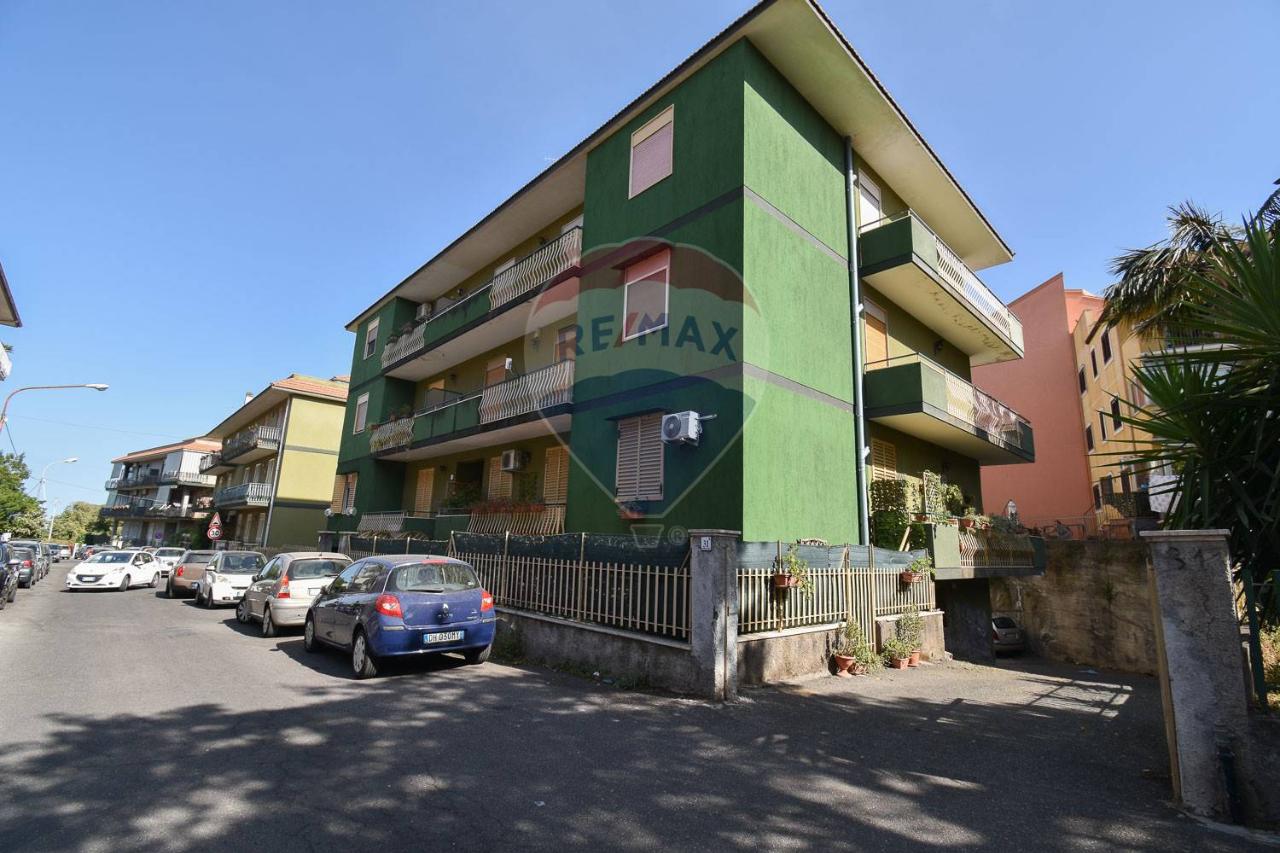 Appartamento in vendita a Aci Catena