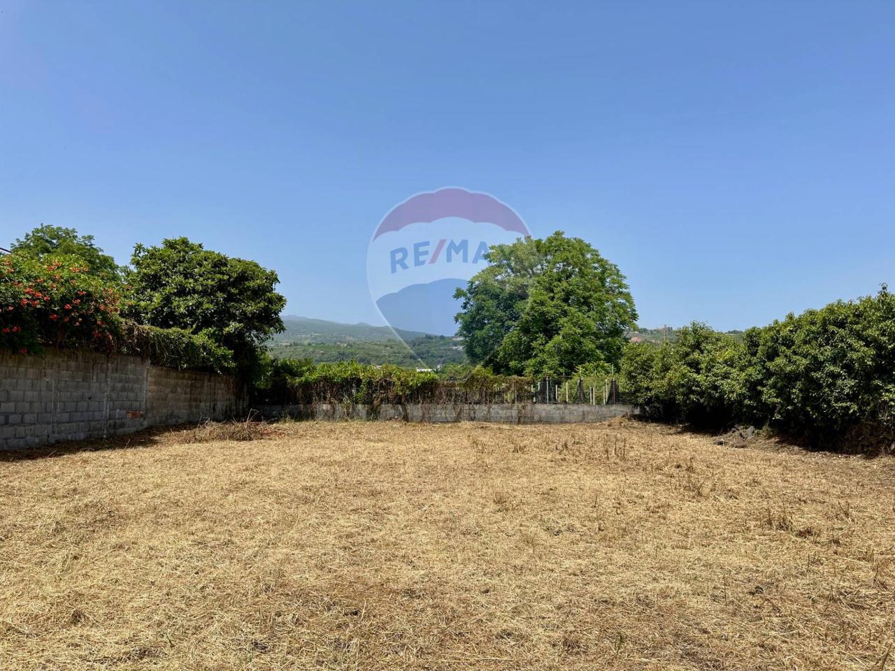Terreno edificabile in vendita a Fiumefreddo Di Sicilia