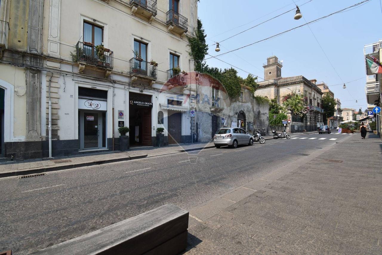 Negozio in affitto a Acireale
