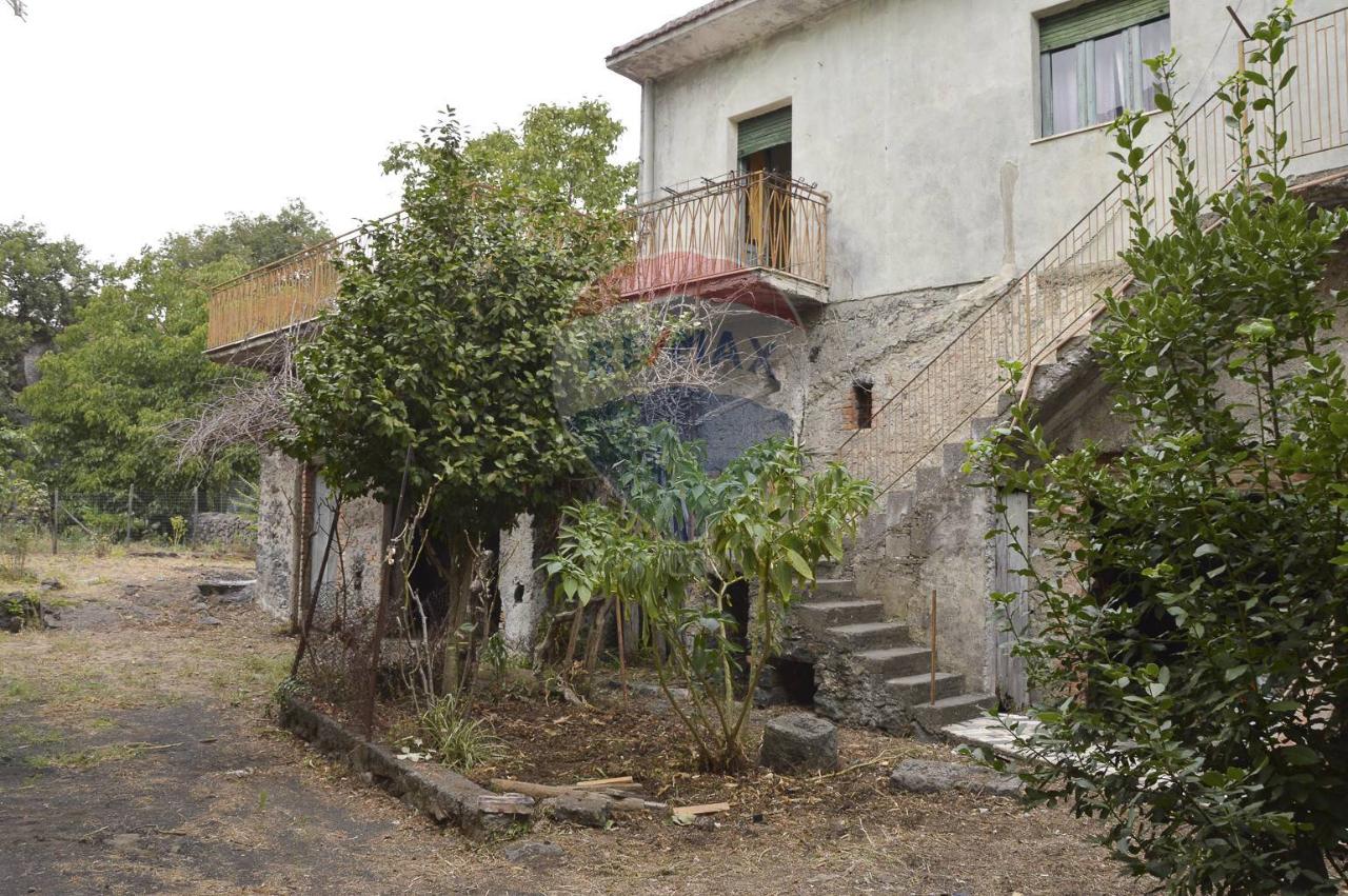 Casa indipendente in vendita a Linguaglossa