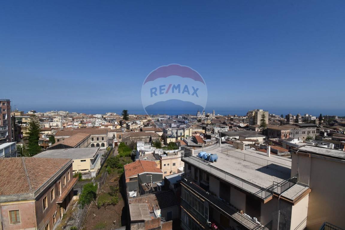 Appartamento in vendita a Acireale