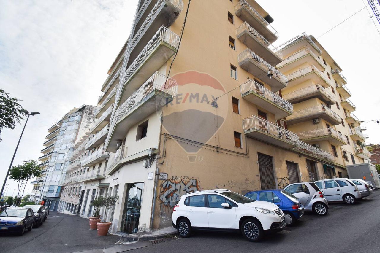 Ufficio in vendita a Acireale