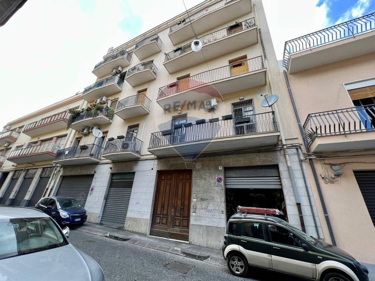 Appartamento in vendita a Acireale
