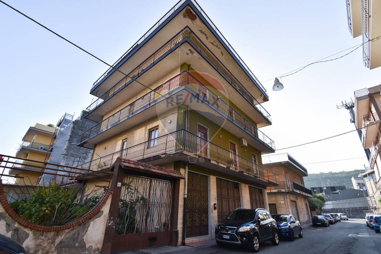 Appartamento in vendita a Aci Catena